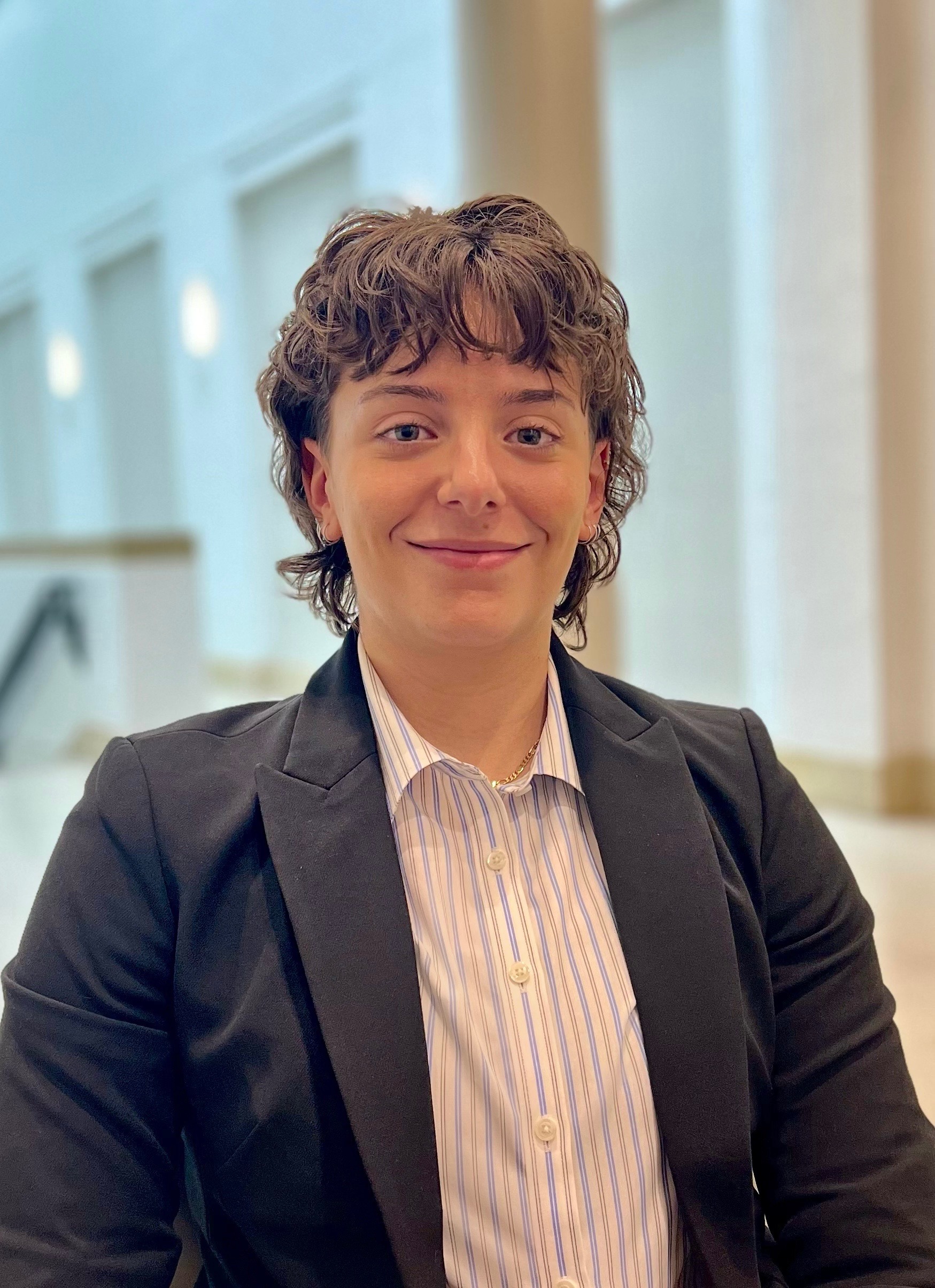 👋🏻 Hello there, I’m Laura! - Home